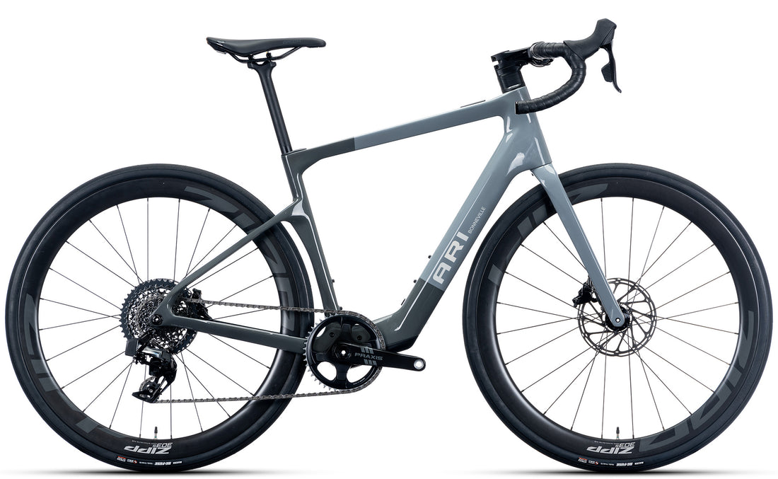 Bonneville Pro Charcoal Black Outlet – Ari Bikes